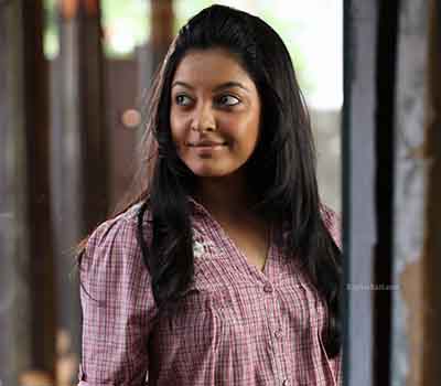 Tanushree Dutta's Profile, Galleries, Wallpapers, Movies, News